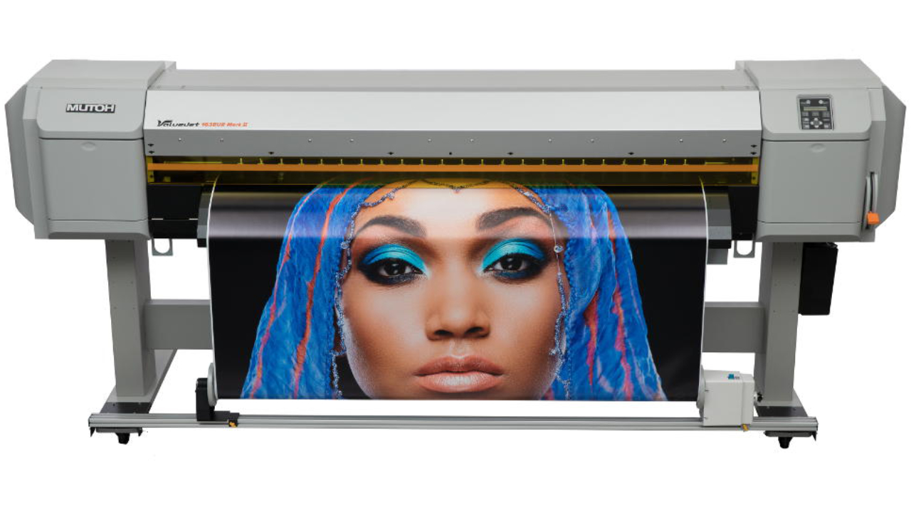 Mutoh ValueJet 1638UR Mark II i ValueJet 1638UH Mark II. • Print Magazin