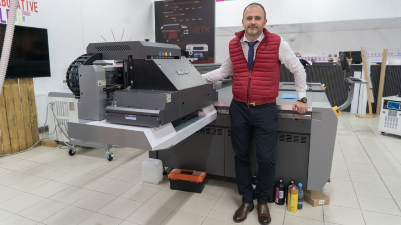 Print Report: Pako Sign Parts Web Shop • Print Magazin